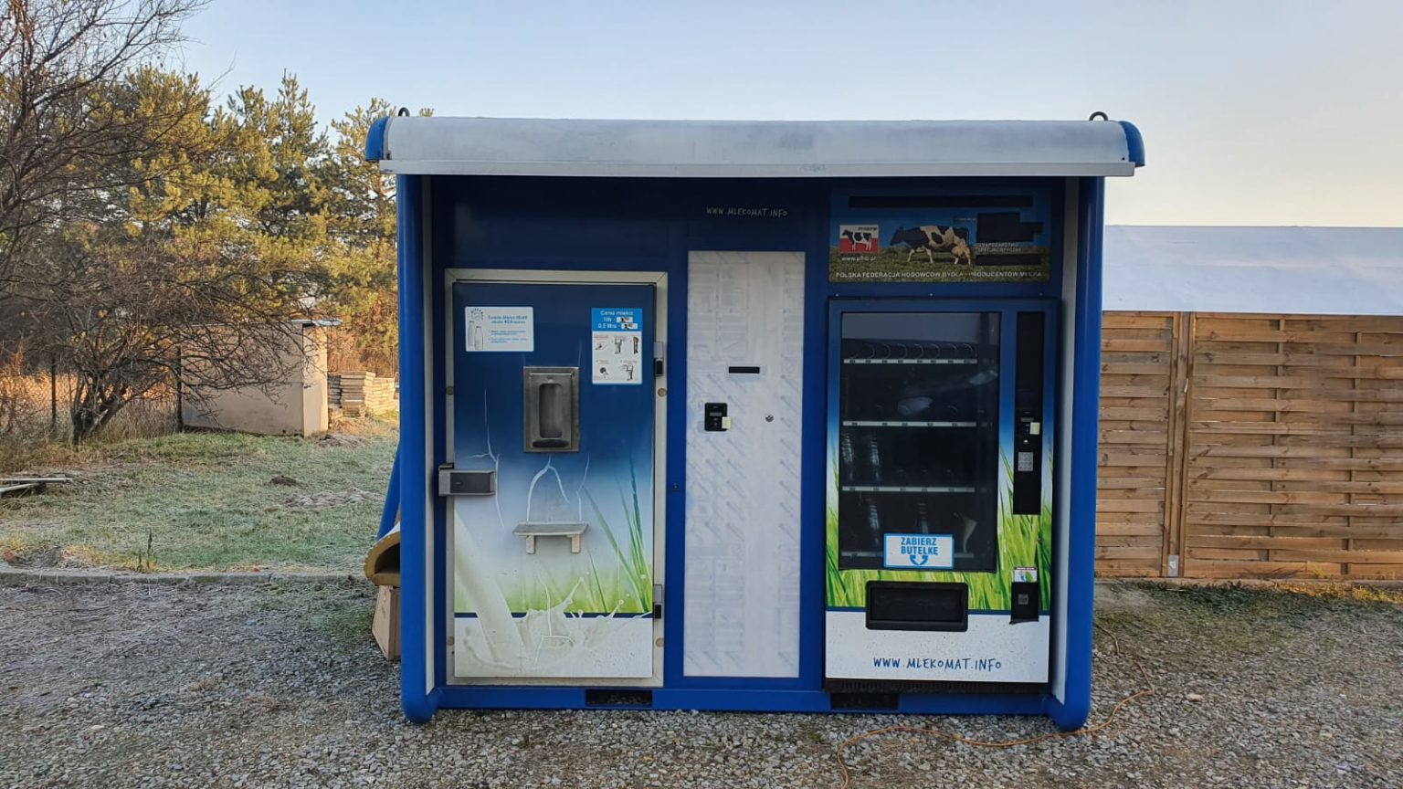 FRESH MILK VENDING SALES and ICE CREAM - manorfarm